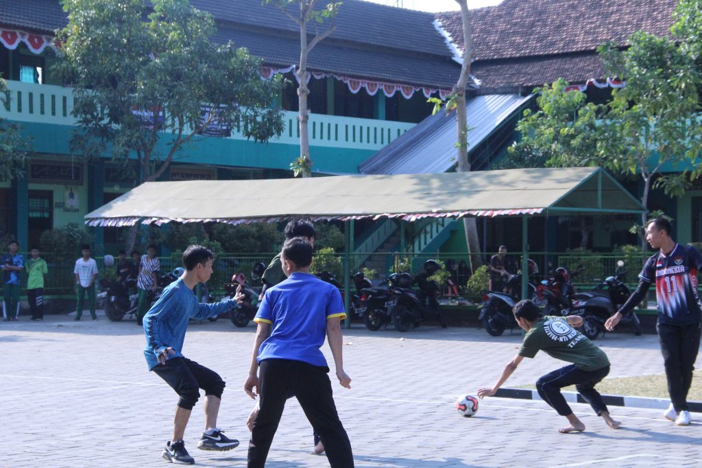SEMARAK LOMBA 17 AGUSTUS 2023 DI MTS MAZRO’ATUL HUDA KARANGANYAR - MTs ...