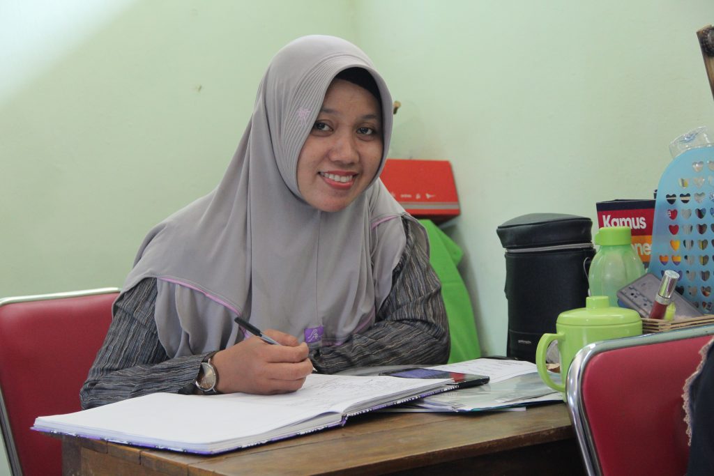 Suara Terakhir di Ruang Kelas: Kepergian Ibu Solikhatun, S.Pd.I ...